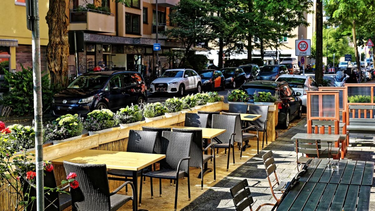 Schanigärten in München: Hier die Sonne genießen | 95.5 Charivari